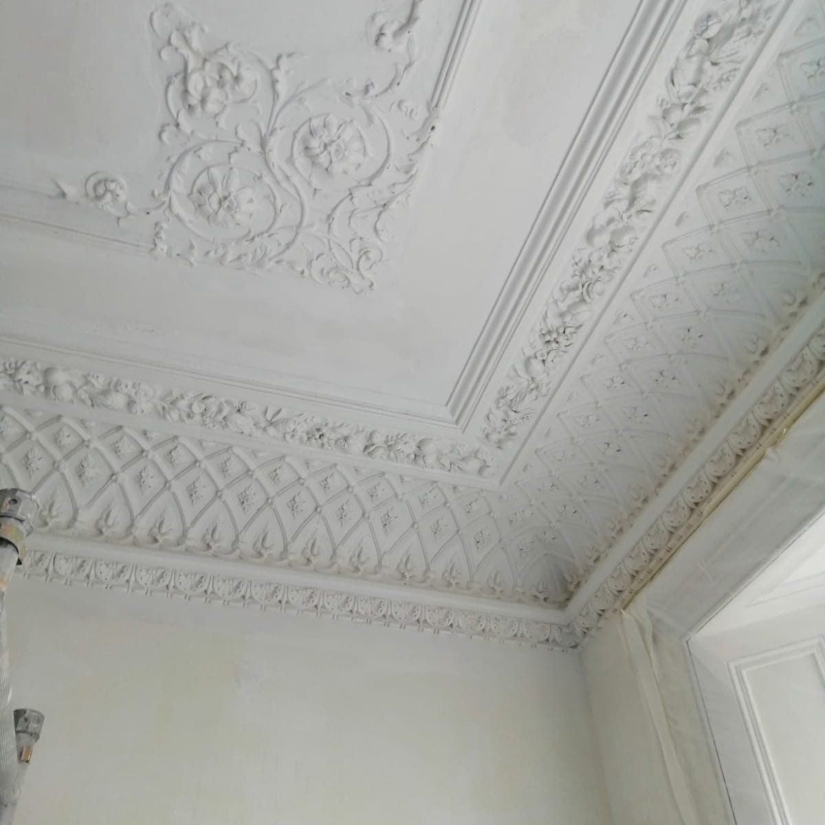 Cornice Restoration | Fitting Coving | Fitting Plaster Coving